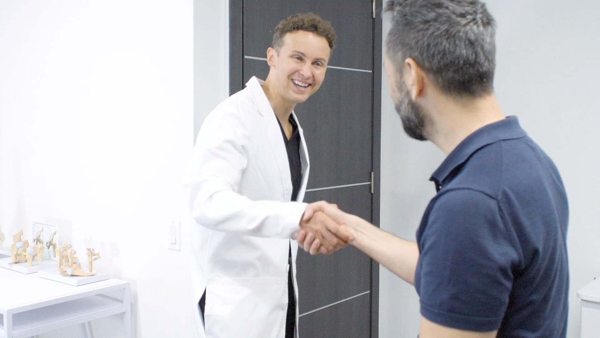Harvard Trained Pain Doctors | The Best Neck Pain Treatment for Neck ...